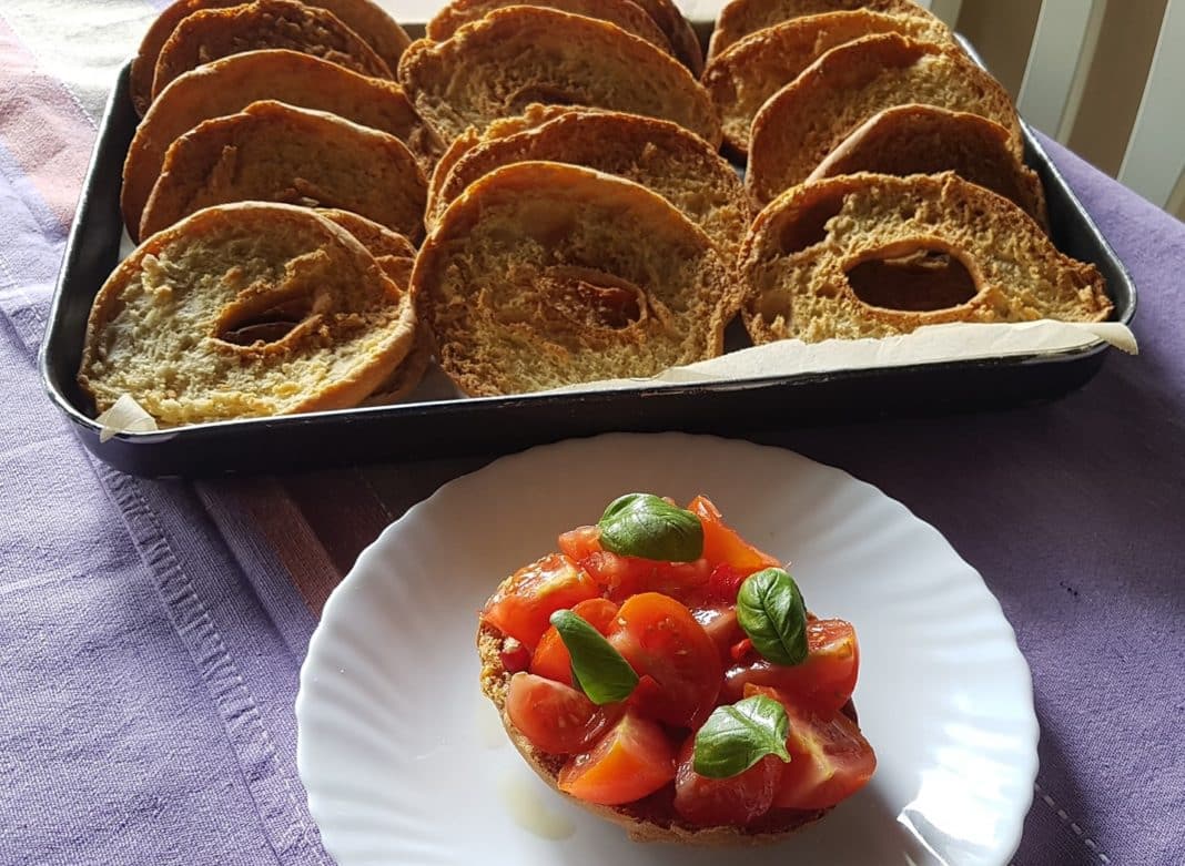 Ricetta Friselle Integrali - PizzaeFocaccia.it